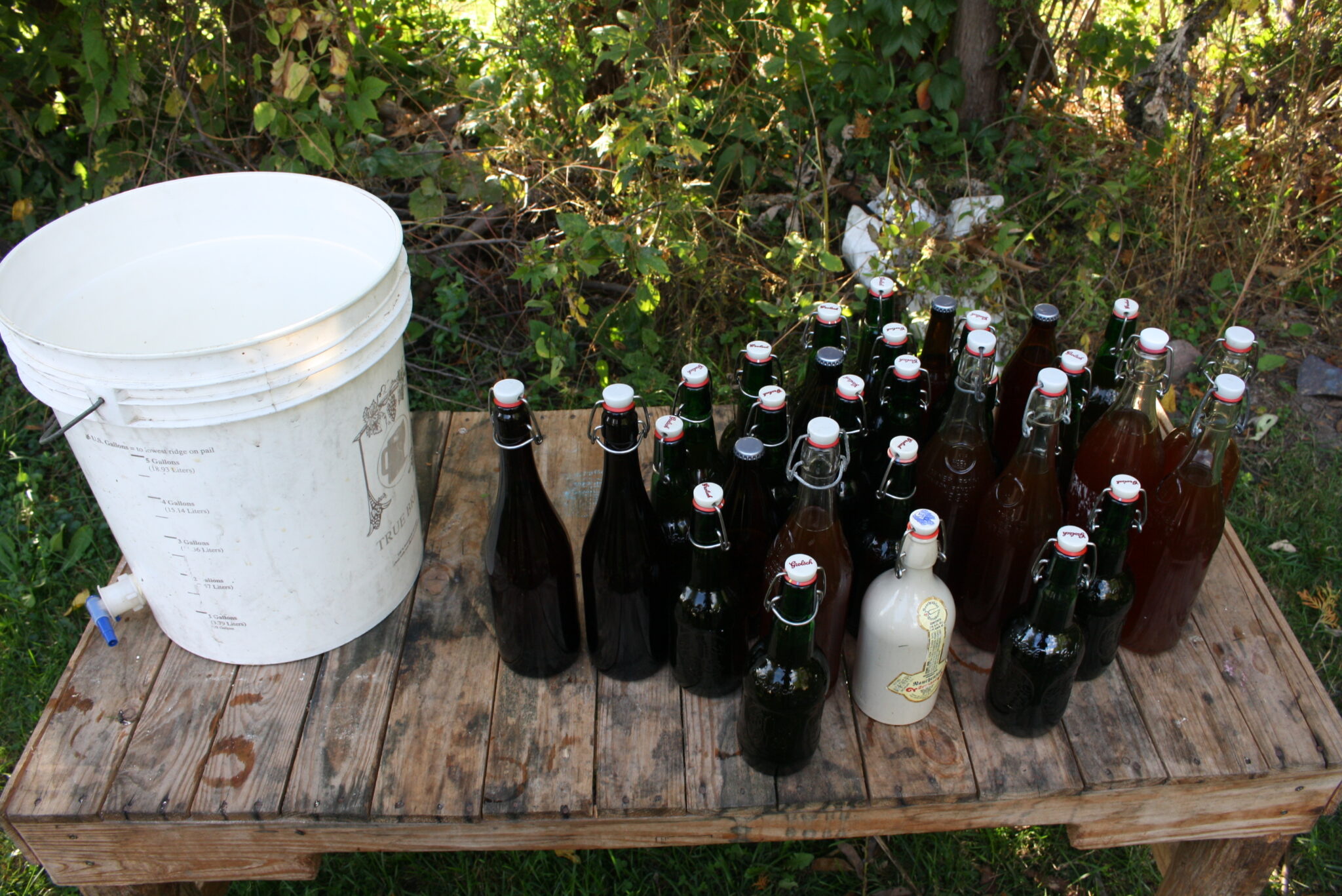 How to Make Norse Ale in Your Backyard-Bottling Beer - Peasant Ways for ...