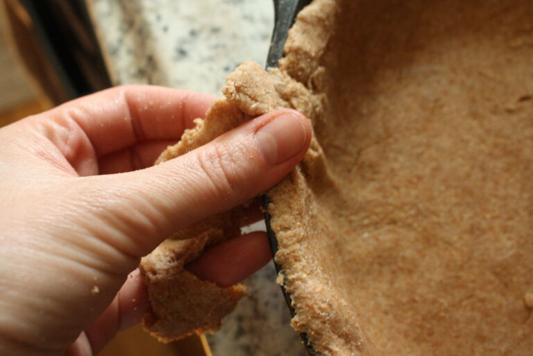 how to make a quick and easy crust for savory dishes - Peasant Ways for ...