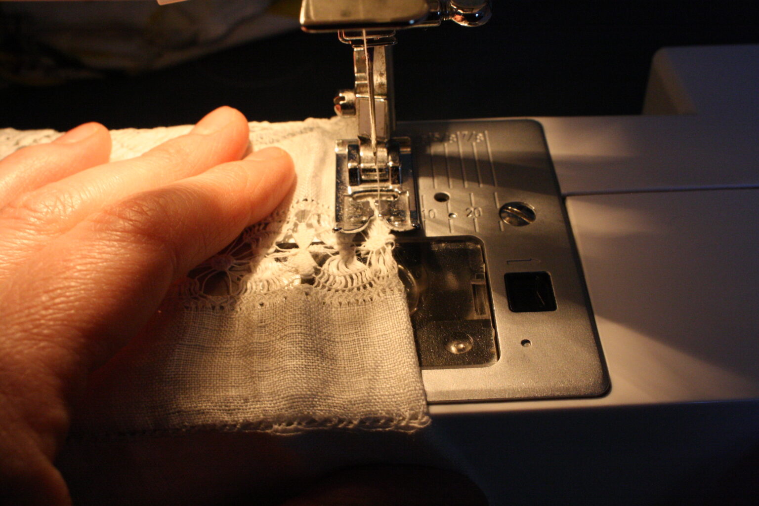 How to sew a lace bunting out of doilies - Peasant Ways for Modern Days